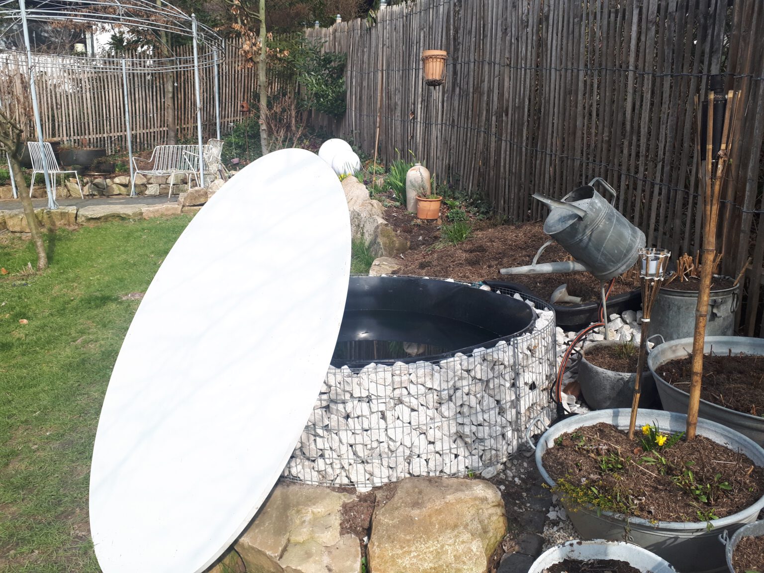 Garten Whirlpool selber bauen - in 7 Schritten zum Badespaß ...